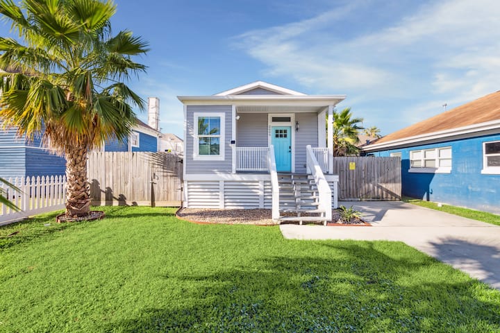 Palm Tree Bungalow - Texas