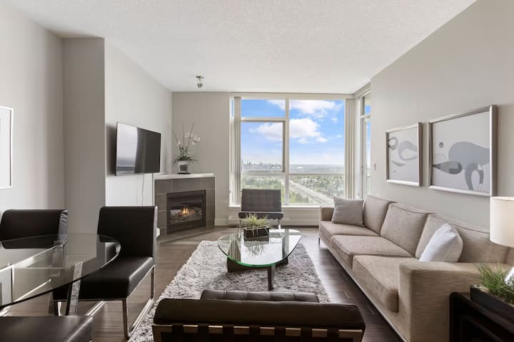 2bd, 2ba Fully Furnished Condo - Calgary