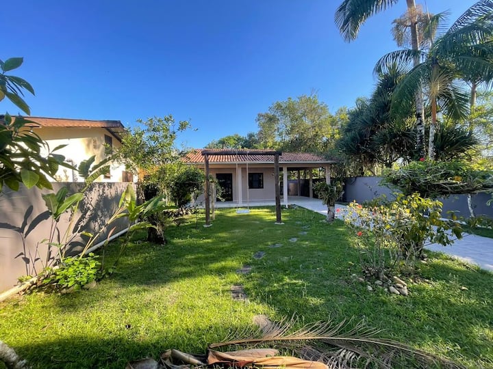 Casa 3 Dorms, 400m Da Praia - Itapoá