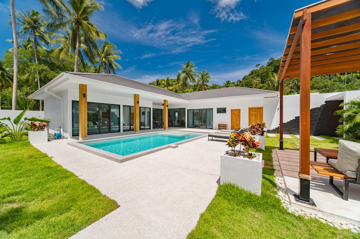 Villa Tasanee02 With 3 Bedrooms - Ko Samui