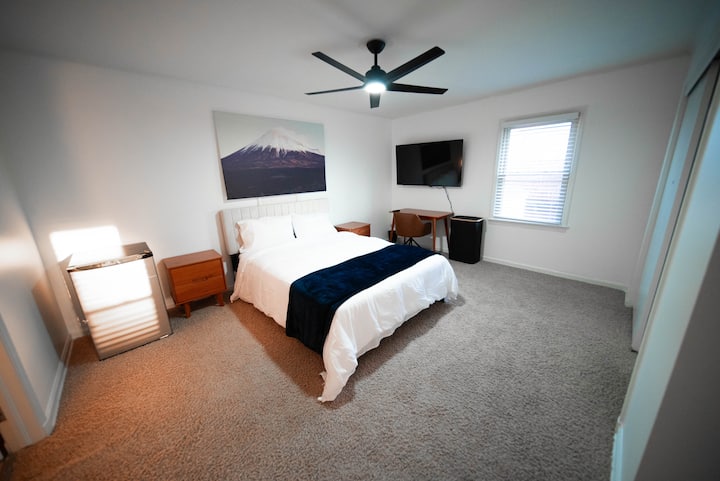 The Fuji Suite - Private Suite In South Tulsa - Tulsa, OK