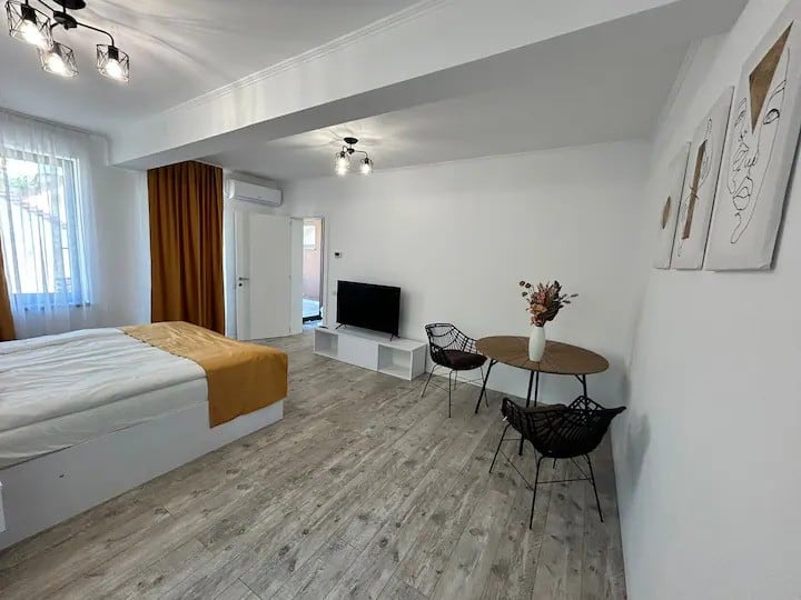 Axon Bronze Room - Oradea