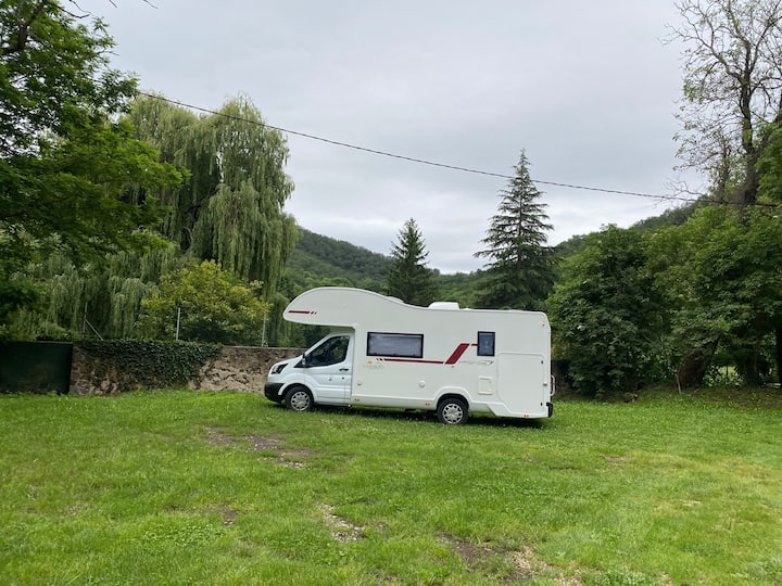 Autocaravana Ford Roller Team - Girona