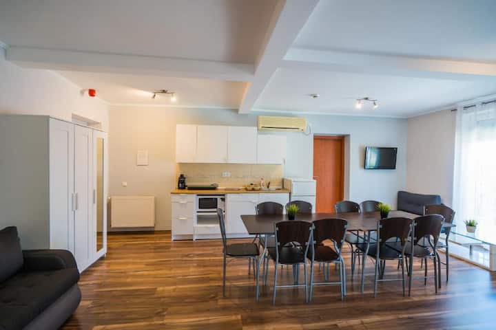 Emeleti 8 Fős Apartman, 6-os - Zamárdi