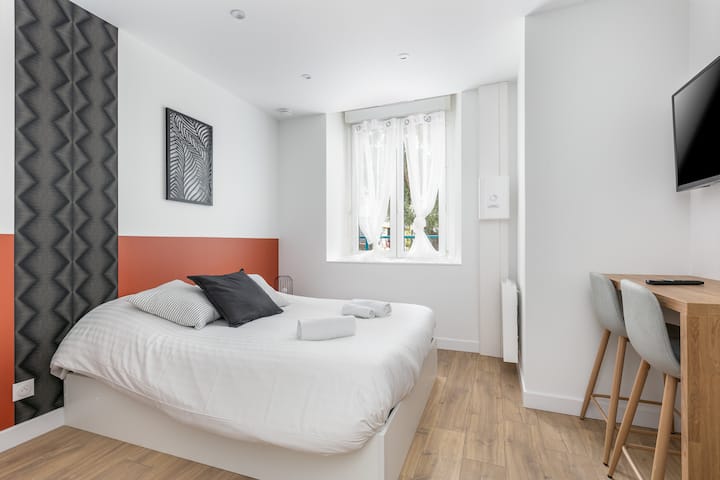 Glas / Studio Cosy / Centre-ville / Massillon - Brest
