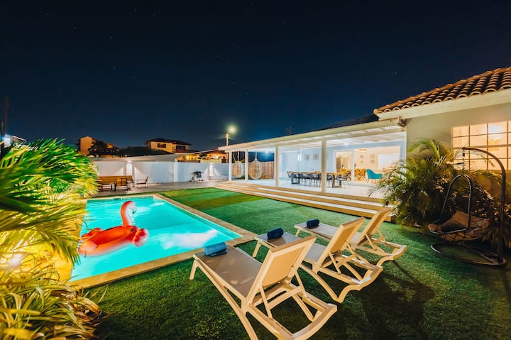 Local Vibes Villa, Big Pool And Outdoor, 10 Sleeps - Aruba