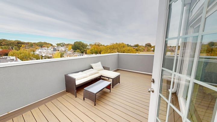 Penthouse|near Dc|metro|attractions|free Parking - Hyattsville, MD