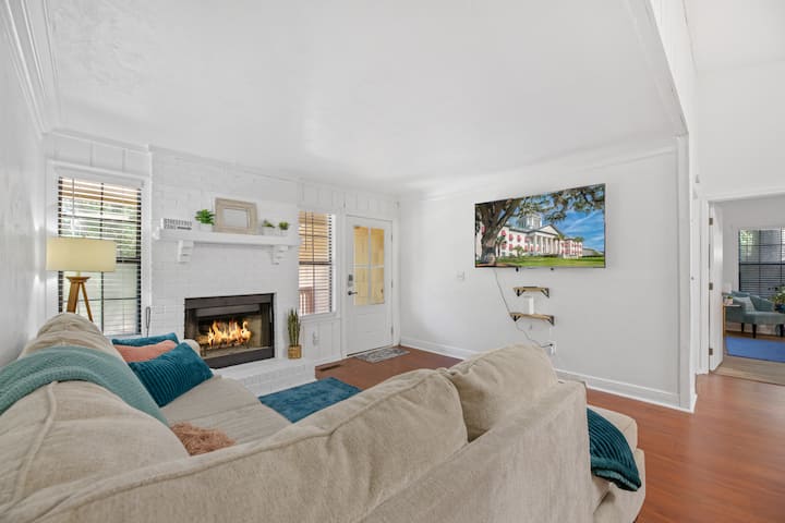 Spacious 4br Near Fsu & A&m | Bbq, Deck, Game Room - Tallahassee, FL