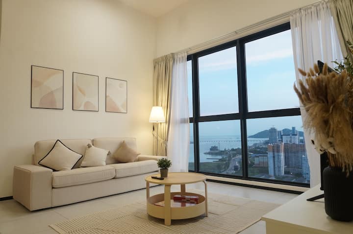 Urban Suites Seaview 3bedrooms 2carparks  8pax - Penang Island