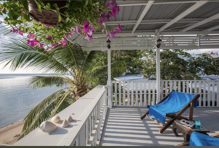 Seaside Studio Apartment #1 Bangrak Center - 사무이섬