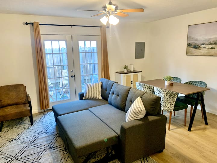 2 Bedroom Central Comfort Msu - Starkville, MS