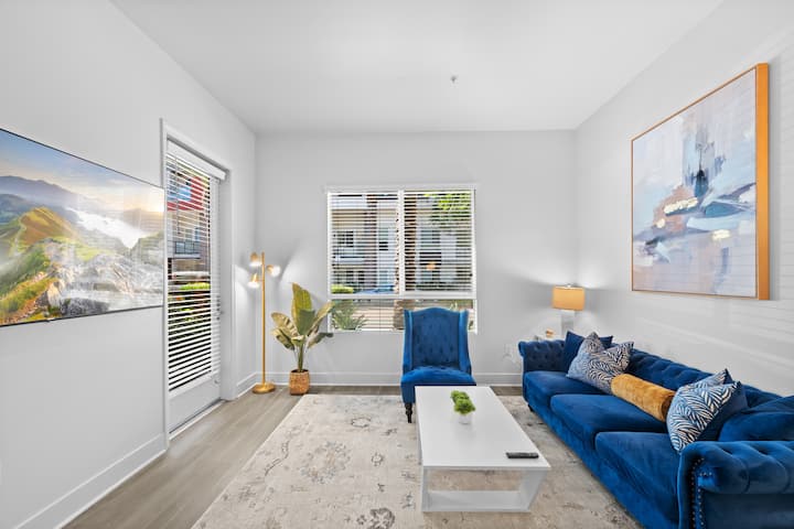 King Bed, Pool/hot Tub! Arcade Room, Gym, Parking! - Scripps Ranch - San Diego