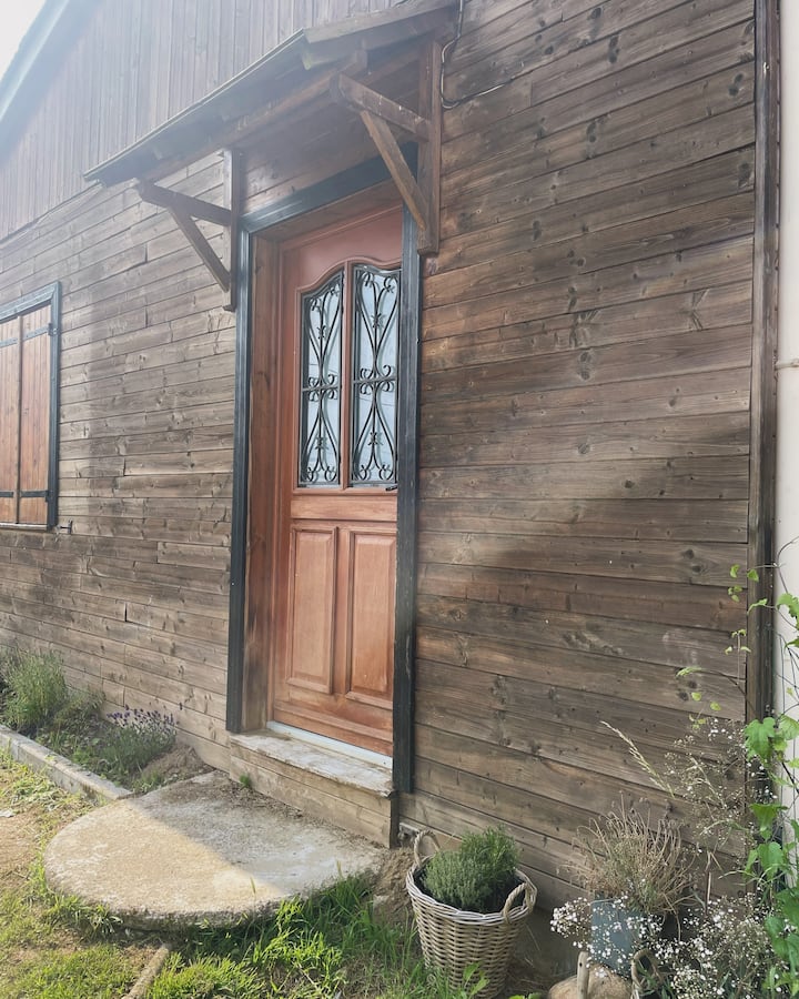 Maison De Campagne - Chamouille
