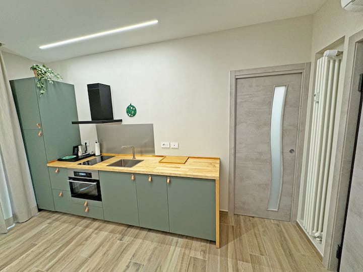 Elegant One-room Apartment In The Historic Center - Parme