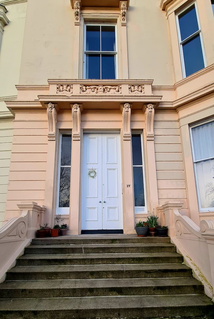 Luxurious Flat Near Glasgow Uni - Glasgow