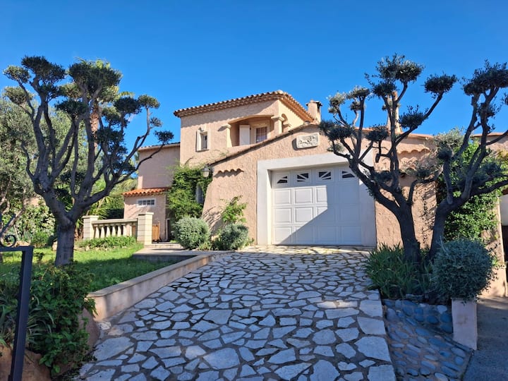Villa 2 Chambres - Roquebrune-sur-Argens