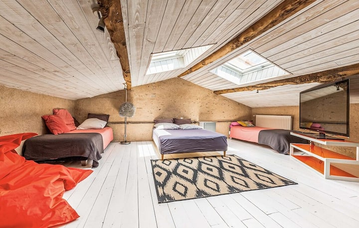 Très Belle Chambre Mezzanine - Bouguenais