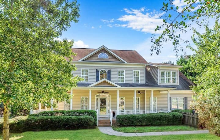 Mckee Manor 25mins To Clt Airport Sleeps 12! - Charlotte, NC