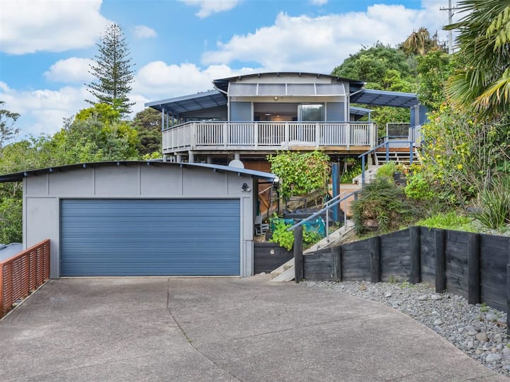 Paradise Near Palm Beach - Waiheke Island