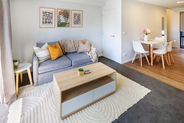 Central City Home With Carpark Sleeps 5 - Christchurch, New Zealand