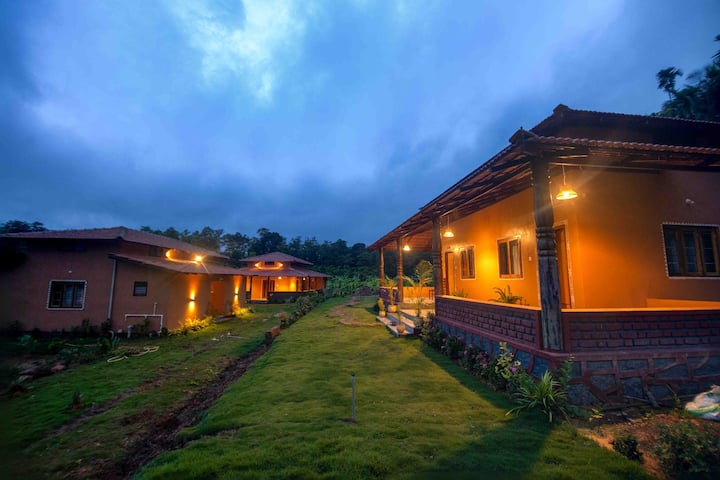 Damami Siddi Community Stay - Yellapur
