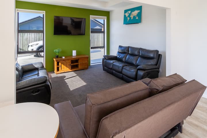 Large Family Home Near The Landing - Prebbleton
