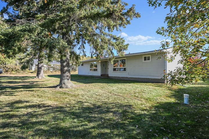 Pet Friendly Private Nook - Wausau, WI