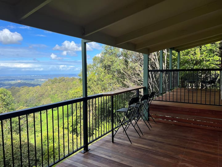 Central Montville House With Views - Montville