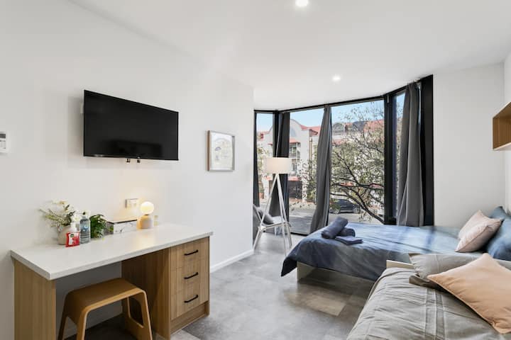 Family Room In Adelaide City 3 People (Room 2) - Adelaide