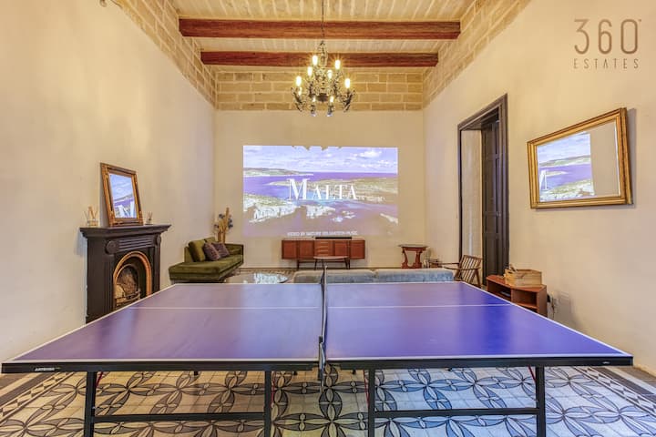 Stunning Traditional Palazzo In Central Floriana - Valletta