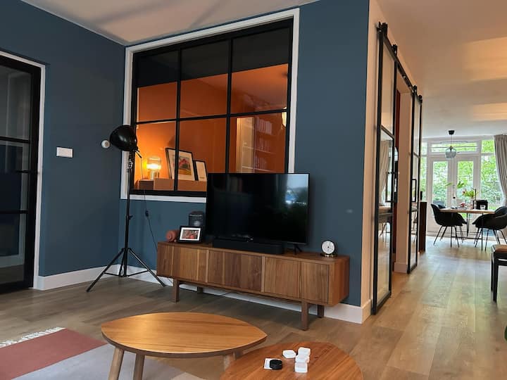 Stijlvolle Beganegrondwoning - Ámsterdam