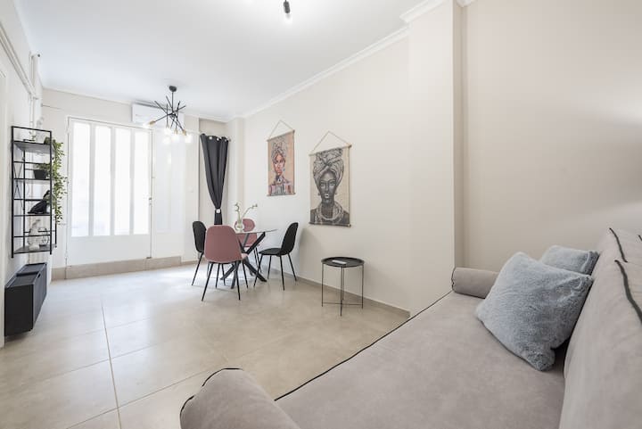 Athens City Gem In Koukaki - Atina