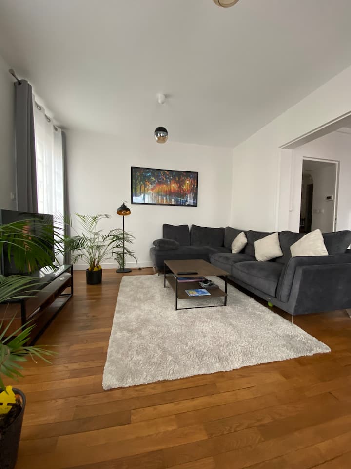 Let3 Paris Parking Privé + Wifi - 크뢰즈
