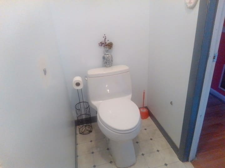 Fully Furnished With Bathroom - Woodbridge, VA