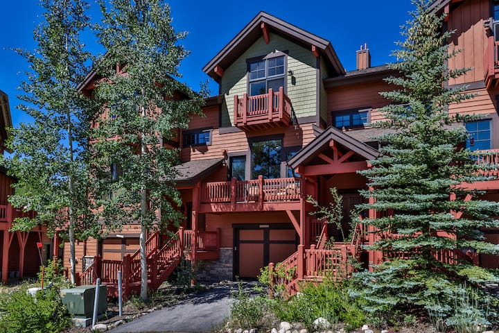 Winter Park Luxury Townhouse - Winter Park, CO