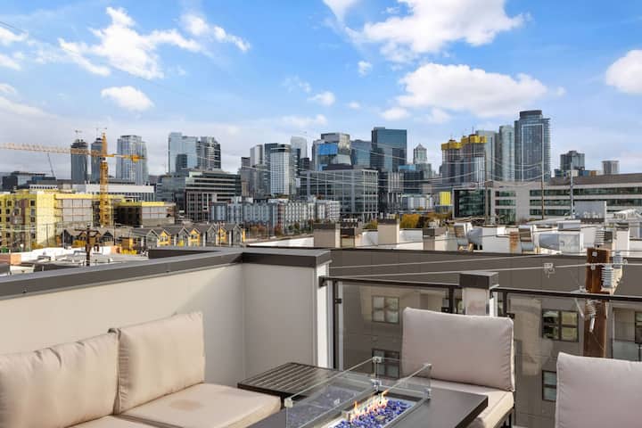Rooftop Space Needle Views - Seattle Townhome - Eastlake - Seattle