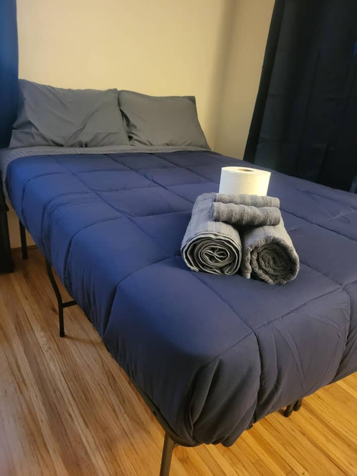 Central & Comfy Pvt Rm 2 Recharg - Rochester, NY