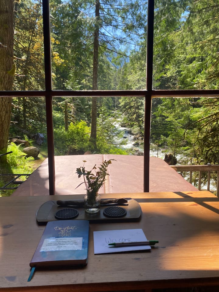 *Harmony Lodge*couples Getaway* - Index, WA