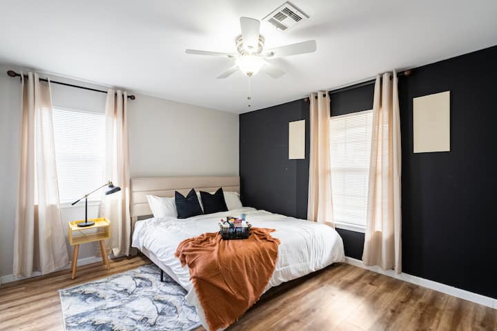 Room In Austin: Near Dt, Airport - Austin, TX