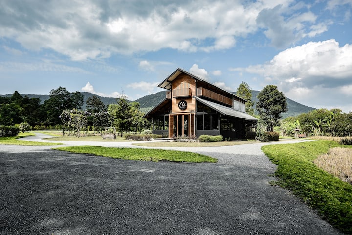 Sher Ga Shaw Hostel - Mae On District