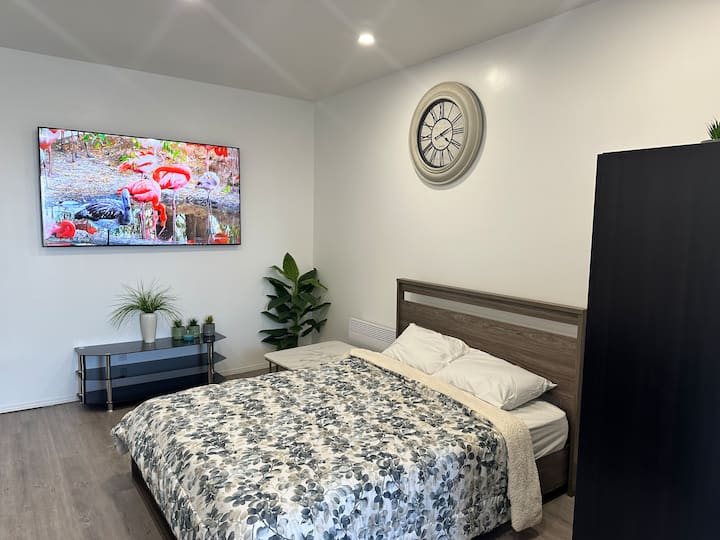 Loft Moderne Avec Lit Queen Et Vue Sur La Mer - Chandler