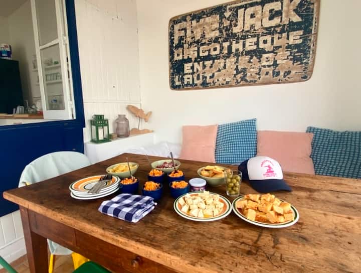 Gruissan ,Chalet Bord De Plage 2/4 Personnes - Gruissan