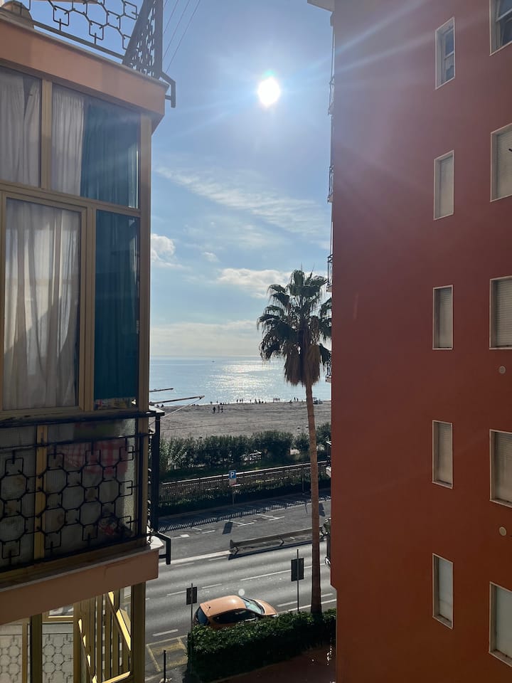 Spazioso Trilocale A Due Passi Dal Mare - Loano