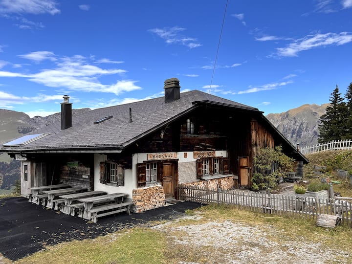 Gemütliche Alphütte In Den Bergen - Zweisimmen