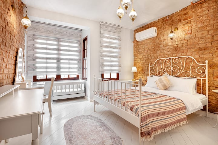 Historical & Amayzing House 6-bedrooms Center - Istanbul