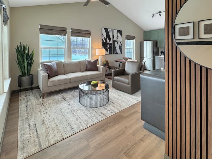 Upscale 2bd Getaway W/wifi, Laundry, Full Kitchen! - Palmer, AK