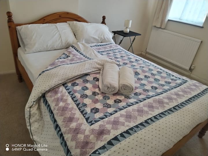 Beautiful Neat Home In Ipswich - Ipswich