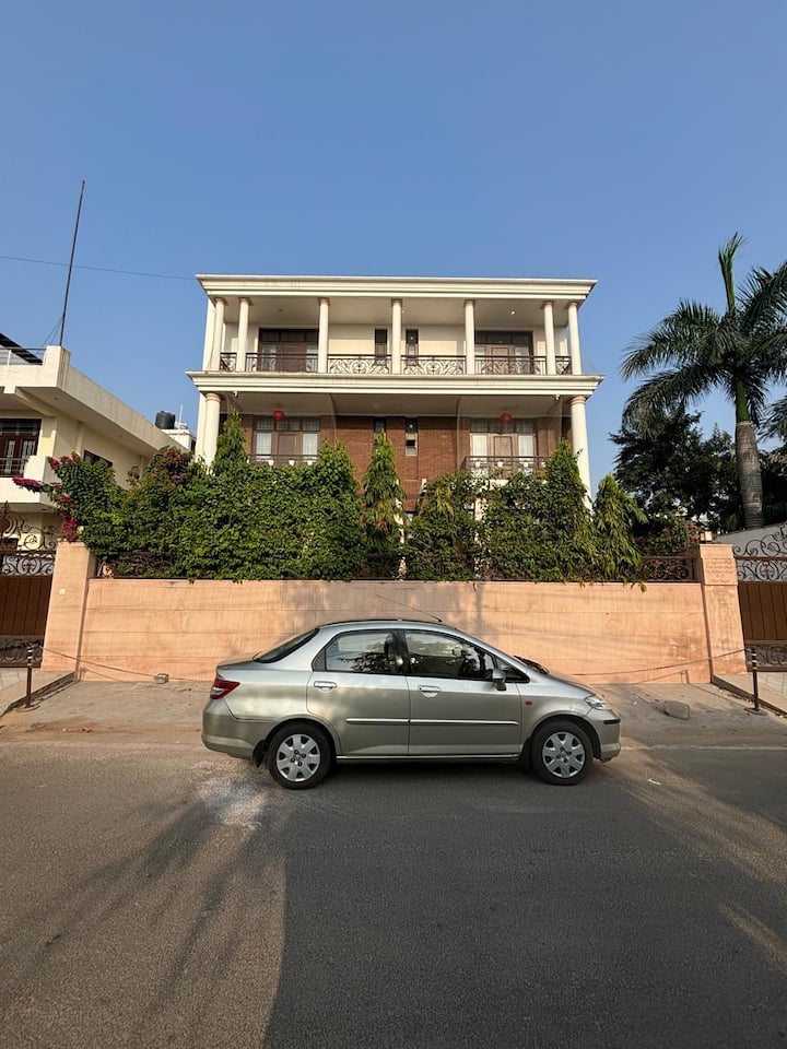 Colonel's Abbey - First Floor - Jaipur