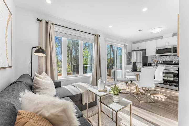 New Stylish 2br Suite | 7 Mins To Falls | Sleeps 6 - Niagara Falls