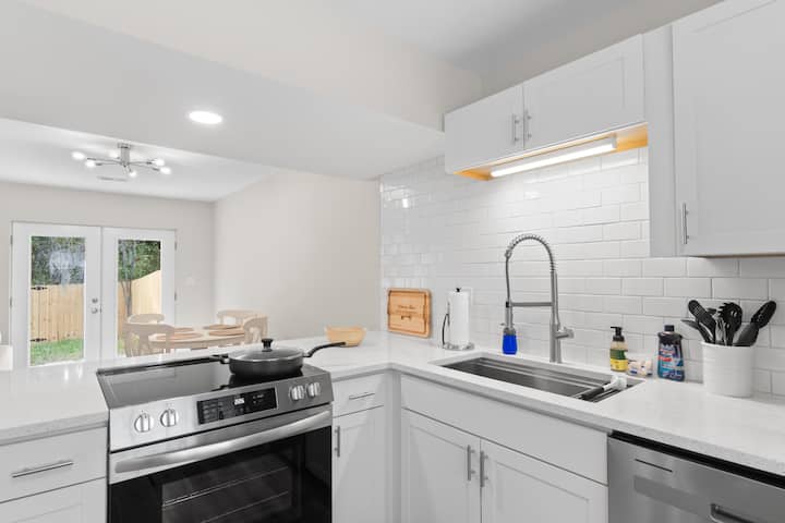 Townhouse Near Airport & Jb Chs - Charleston Southern University, North Charleston